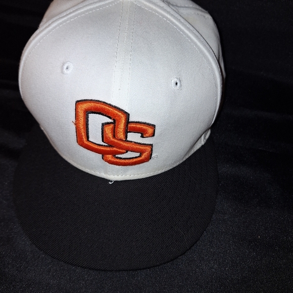 New Era | Accessories | Os Oregon State Beavers White Baseball Cap Hat ...